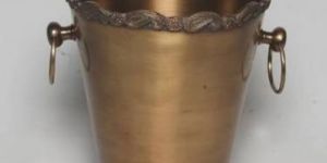 Metal Buckets Dealers in Budh Bazar Moradabad | Metal Buckets Suppliers ...