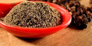 Pepper Powder Dealers in Varachha, Surat | Pepper Powder Suppliers ...